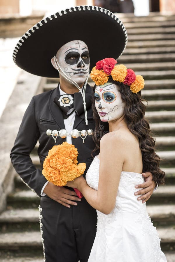 Catrin Y Catrina En Cementerio Foto de archivo - Imagen de novia ...