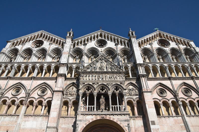 Cattedrale Della St George. Ferrara. L'Emilia Romagna. Fotografia Stock ...