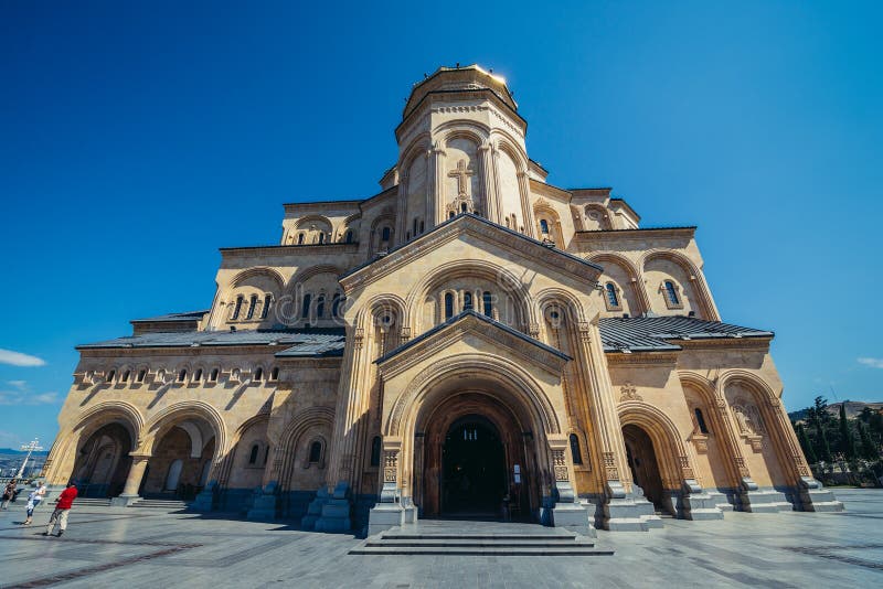 Cattedrale Di Sameba (cattedrale) Della Trinità Santa, Georgia, Tbilisi ...