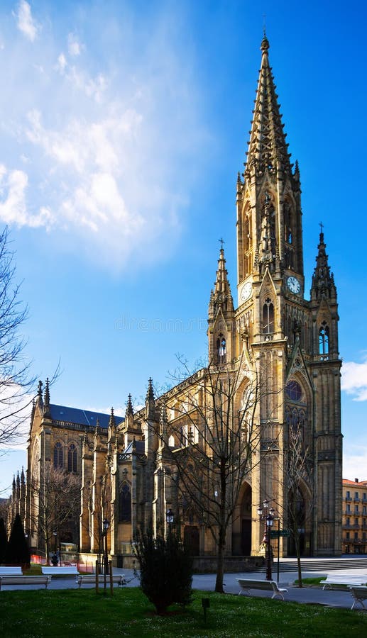 Cattedrale Di Buon Pastore Nel Giorno Soleggiato San Sebastian Immagine ...
