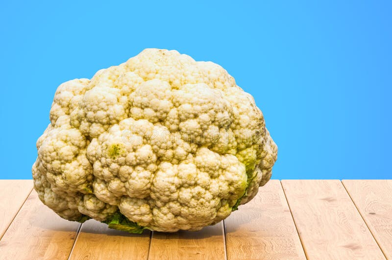 Cauliflower 3d Rendering with Realistic Texture on the Wooden Table ...