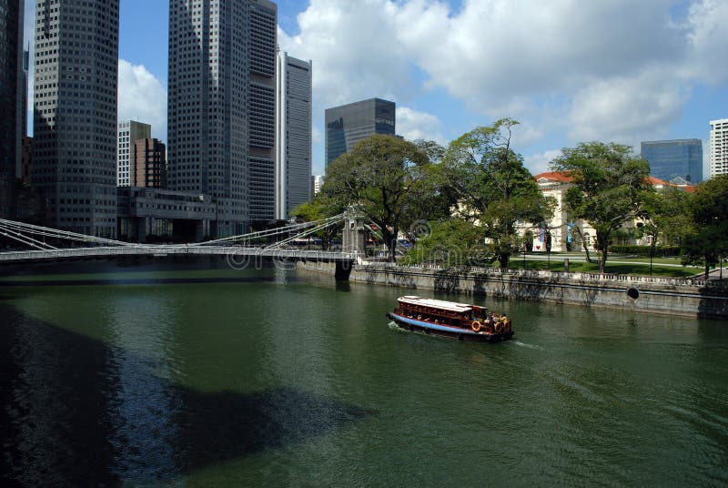 Cavanagh Bridge in Singapore Stock Photo - Image of tower, cavanagh ...