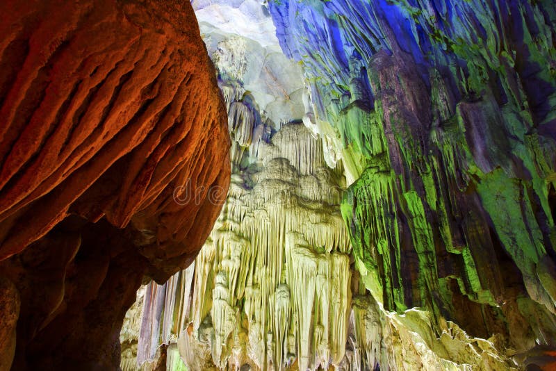 China Guilin caves stock photo. Image of cave, guilin - 35411892