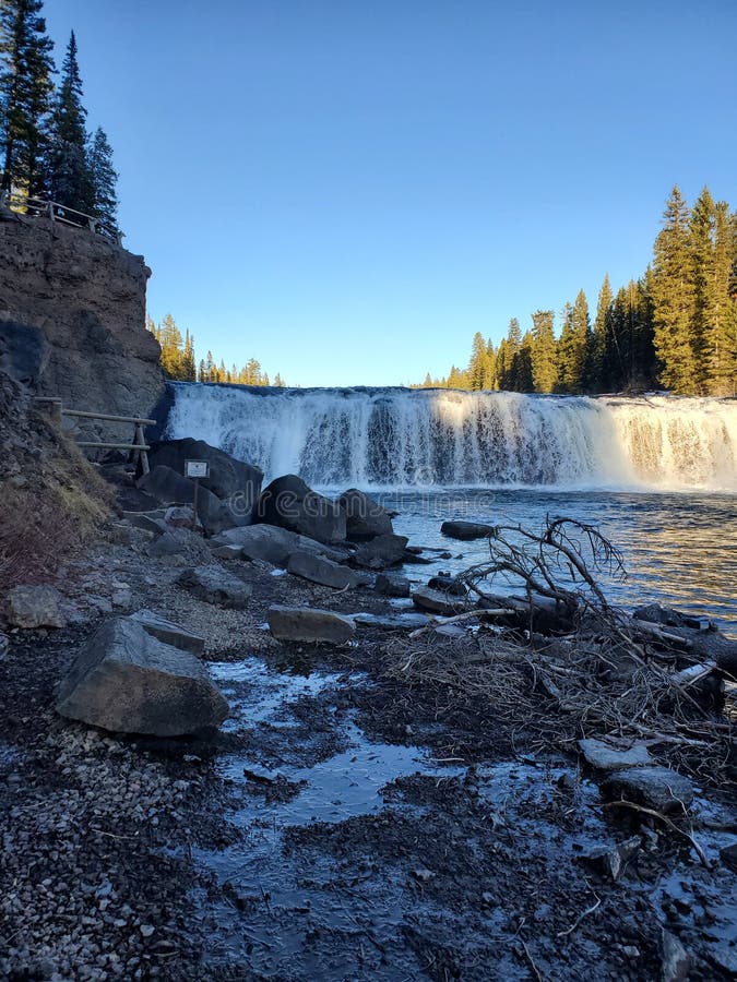 Cave falls stock image. Image of rocky, waterfall, falls - 164874763