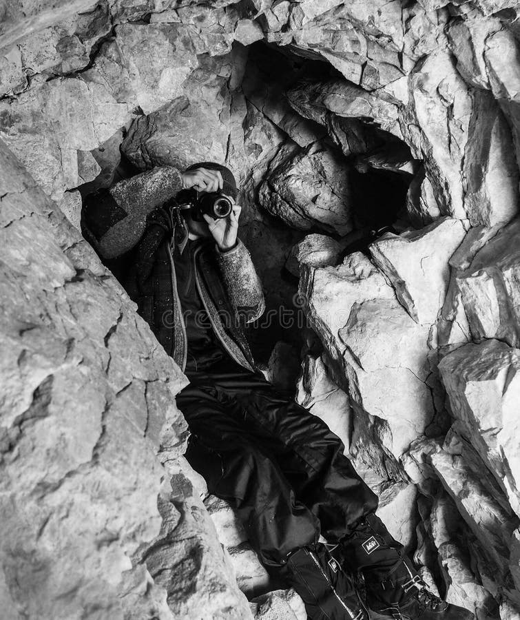 Cave Hunt editorial photography. Image of hunt, adventure - 85089617