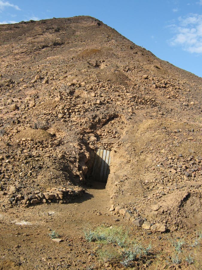 Cave mining stock image. Image of fossile, merzouga, cave - 95055011