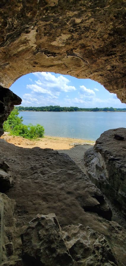 Cave in a Rock State Park Illinois Stock Image - Image of rock, park ...