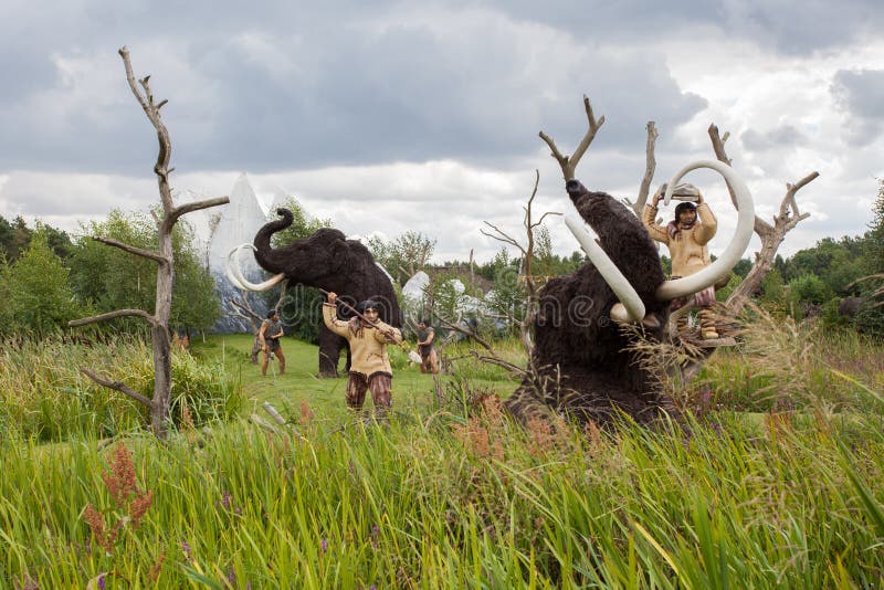 Cavemen hunt editorial photo. Image of extinction, evolve - 33036026