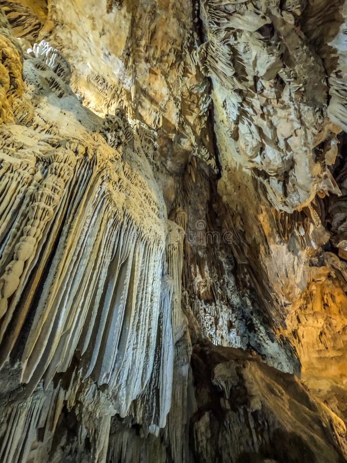 Cavern Scenes at Lake Shasta Caverns in Northern California Stock Photo ...