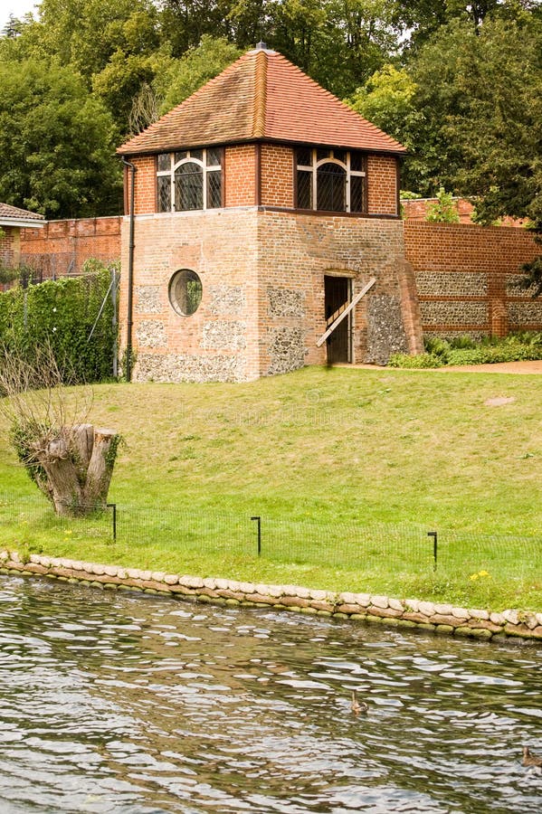 Caversham Court Gazebo, Reading, Berkshire Stock Image - Image of ...