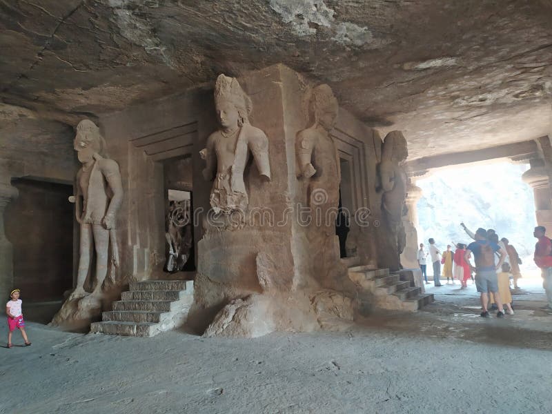 Elephanta Island Ancient Caves. Mumbai, India Editorial Photo - Image ...