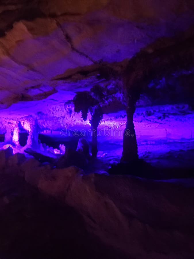 Caves at ruby falls stock image. Image of falls, ruby - 205229977