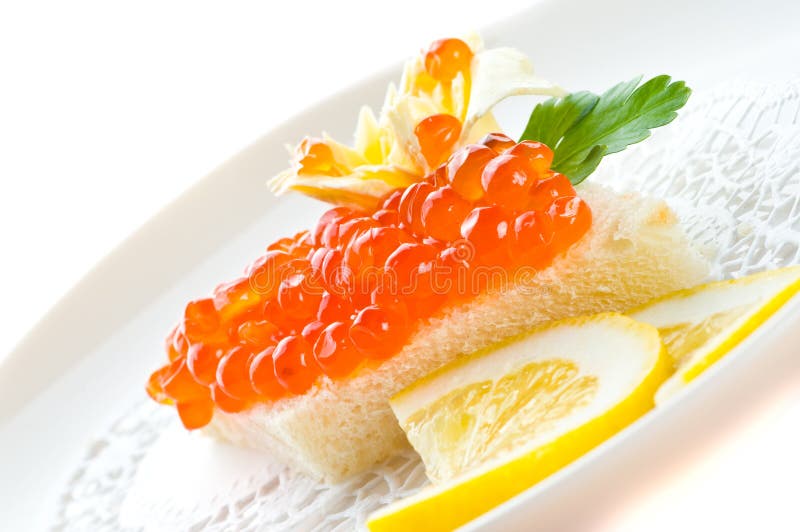 Caviale rosso fotografia stock. Immagine di caviale, bello - 9339014