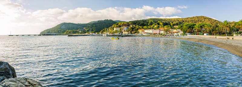 Cavo, Elba Island, Toscana Italia Immagine Stock - Immagine di spiaggia ...