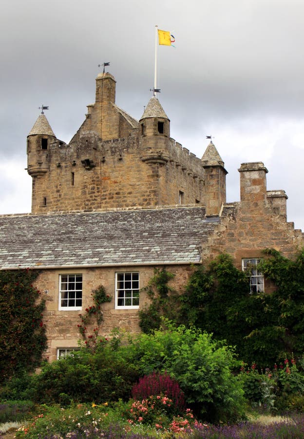 Cawdor Castle in Scotland stock photo. Image of house - 14491590