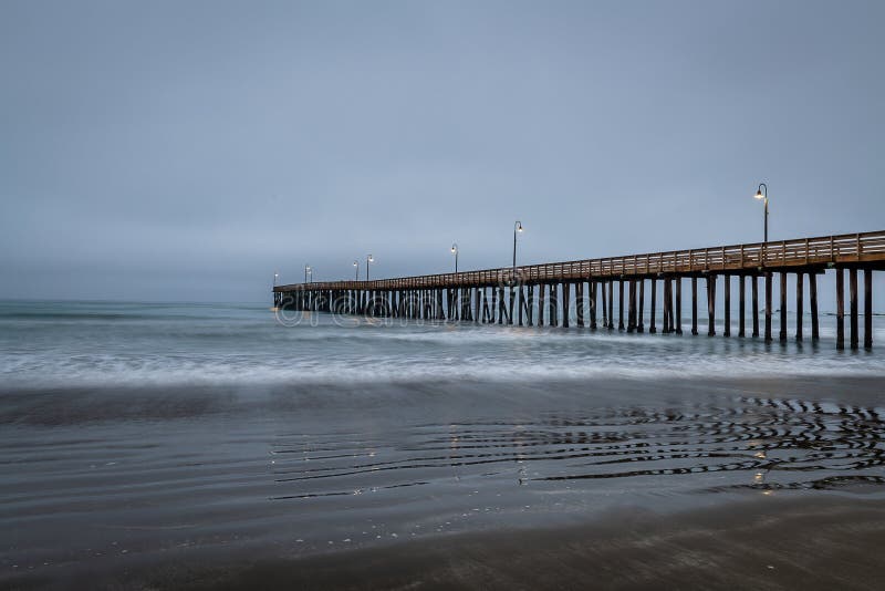 Cayucos State Beach & Pier Stock Image - Image of central, anchor ...