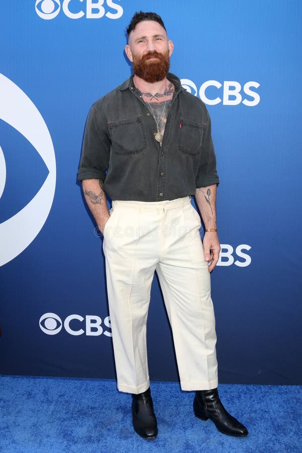 CBS Fall Preview Party editorial photo. Image of carpet - 317514421