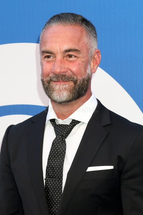 CBS Fall Preview Party editorial photography. Image of carpet - 316869297