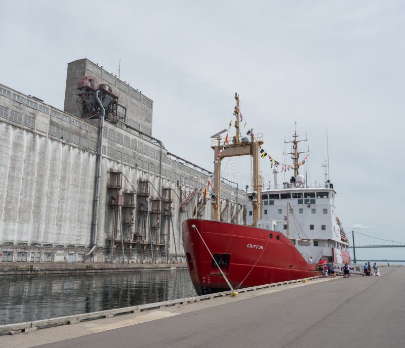 CCGS Griffon redactionele stock afbeelding. Image of canada - 84261169