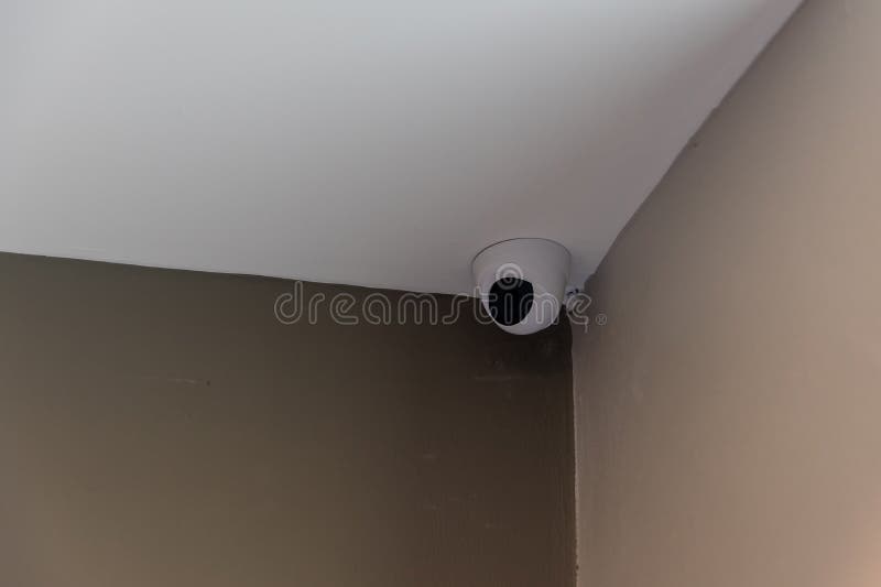CCTV on the Ceiling, CCTV Camera for Security Look Up, Safety and ...