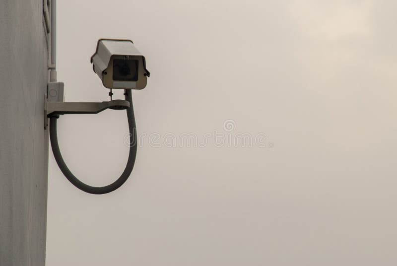 CCTV System, New Technology, Waterproof Camera and Built-in Battery ...