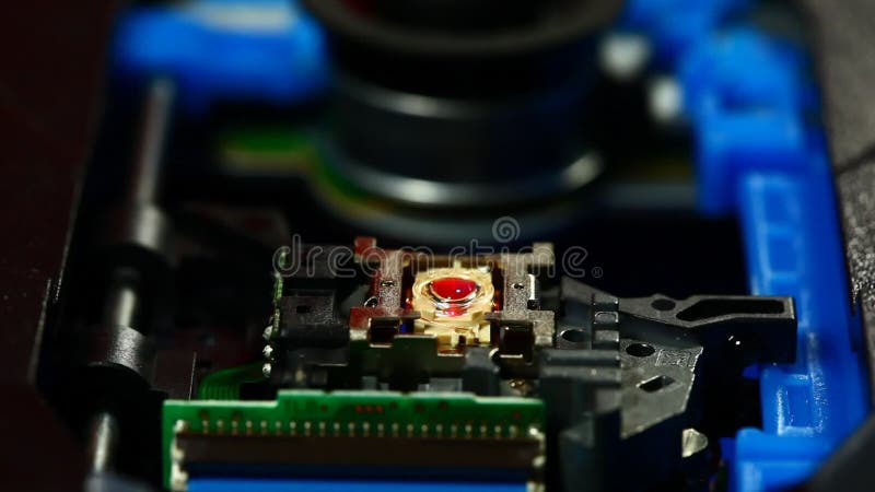 CD-ROM-Laufwerk-Laser-Kopf, Der Scheibe Findet Stock Video - Video von ...