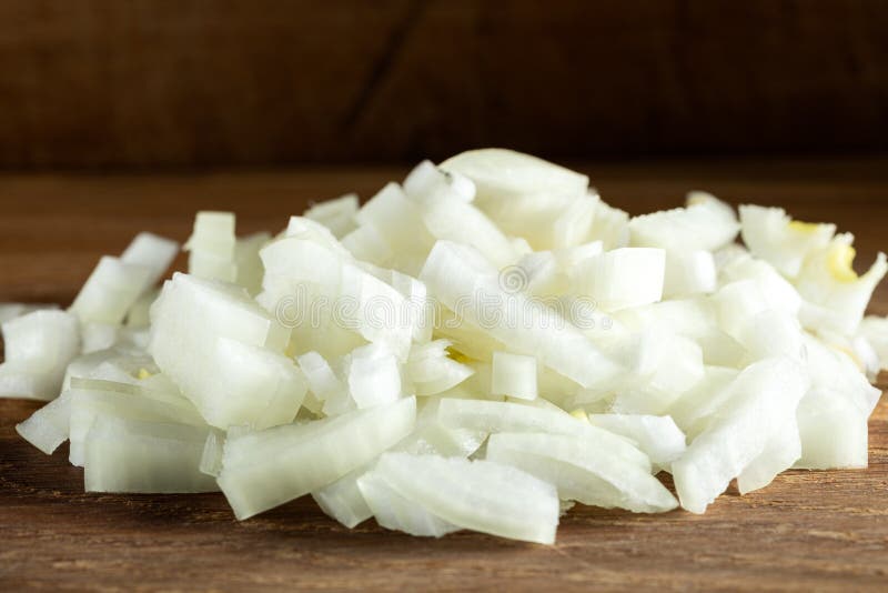 Cebolla Blanca Picada En Un Tablero De Madera Imagen de archivo ...