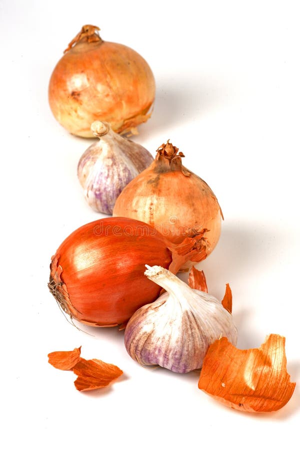 Cebolla y ajo foto de archivo. Imagen de cocina, bulbos - 233425654