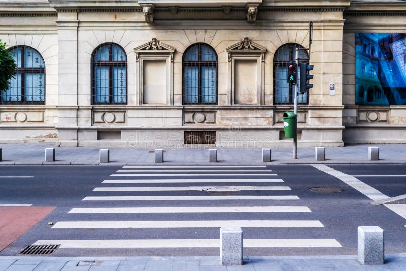 Cebra del paso de peatones foto de archivo. Imagen de calle - 122983040