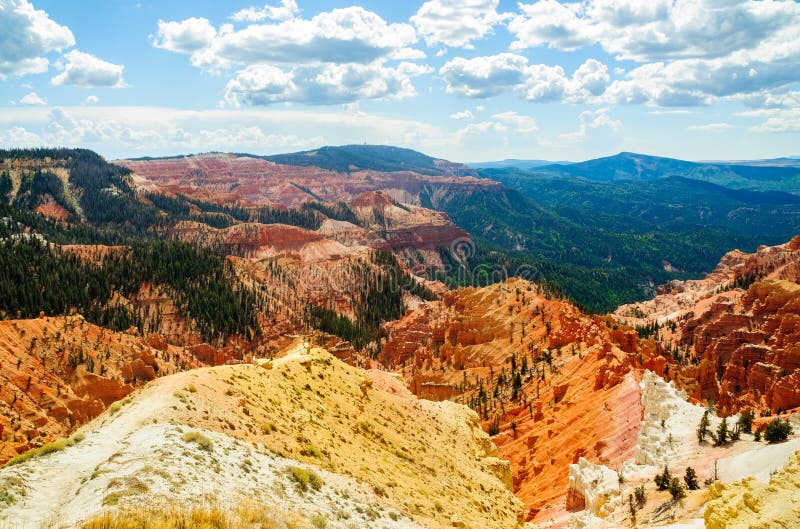 Cedar Breaks National Monument Stock Image - Image of canyon, city ...
