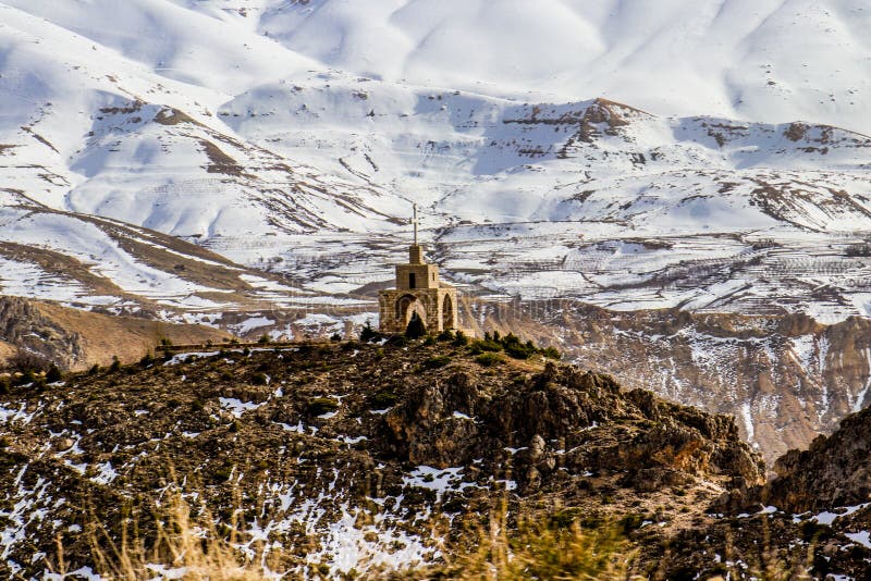 Cedry w Liban w zimie 2018 zdjęcie stock. Obraz złożonej z domy - 116630162