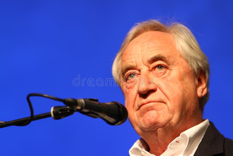 Cees Nooteboom, schrijver redactionele stock afbeelding. Image of lezer ...