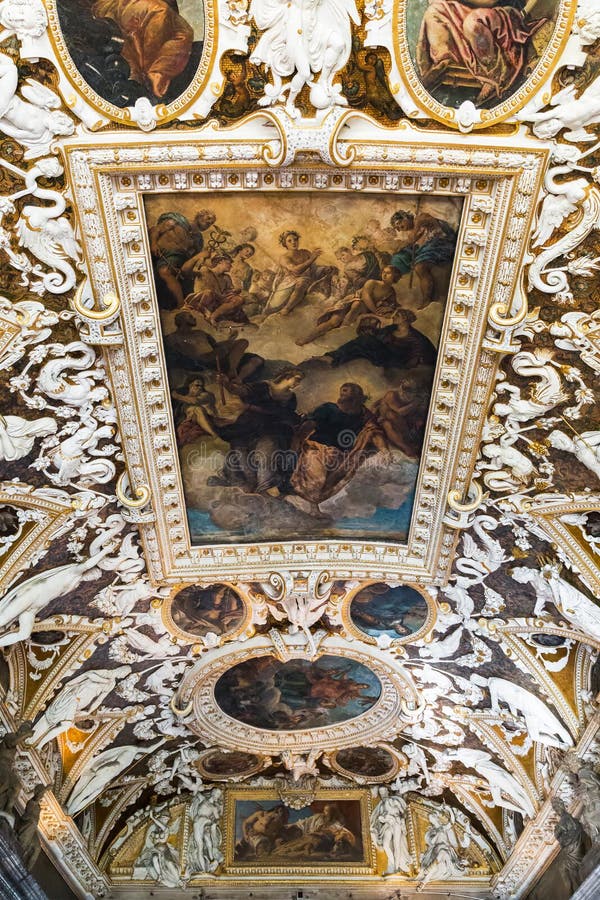 Ceiling in the Hall of the Four Doors in the Palace of Doges, Venice ...