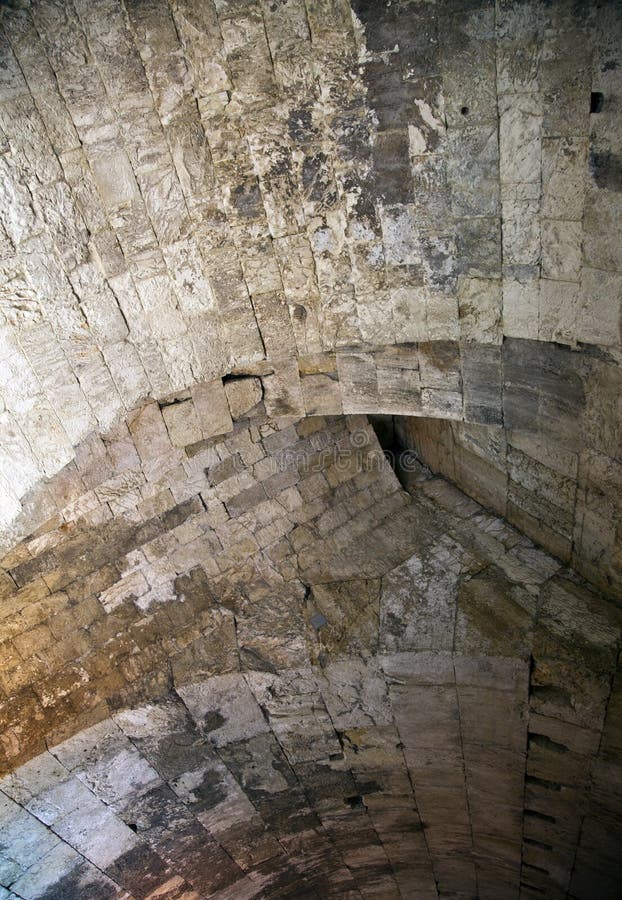Wailing Wall Tunnel Ceiling Stock Image - Image of angle, western: 29760451