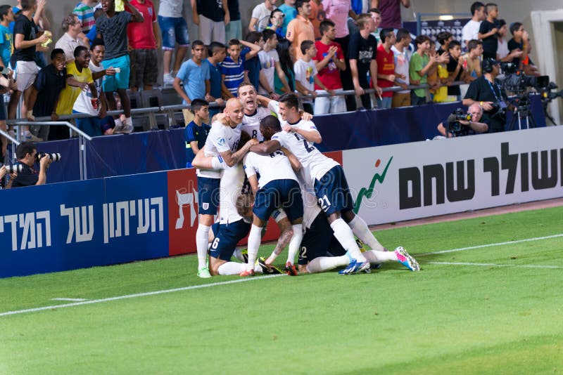 Celebrating a goal editorial photo. Image of players - 31438921