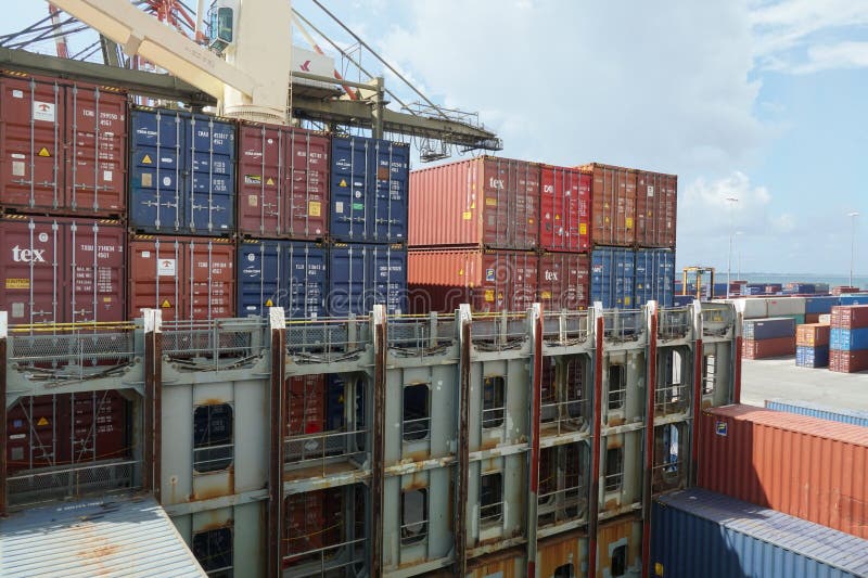 280 Container Lashing Stock Photos - Free & Royalty-Free Stock Photos ...