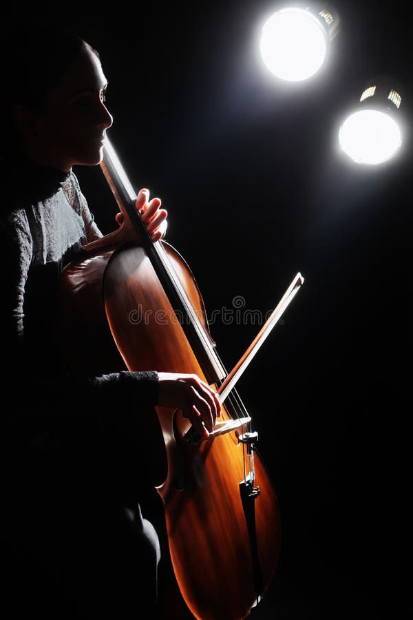 Cellospielercellist, Der Cello Spielt Stockfoto - Bild von bogen, musik ...