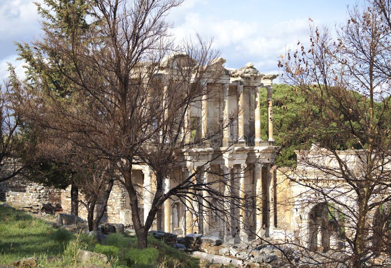 Celsus library in Ephesus stock photo. Image of blue - 37616250