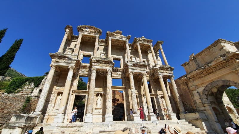 Celsus Library Seen from Outside Editorial Stock Image - Image of ...