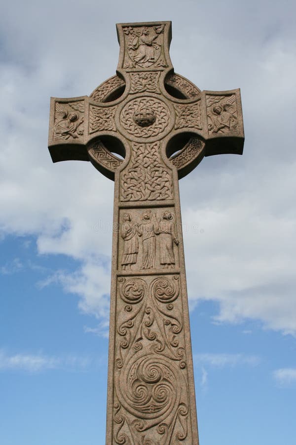 Celtic Cross Edinburgh Castle Stock Image - Image of cemetery ...