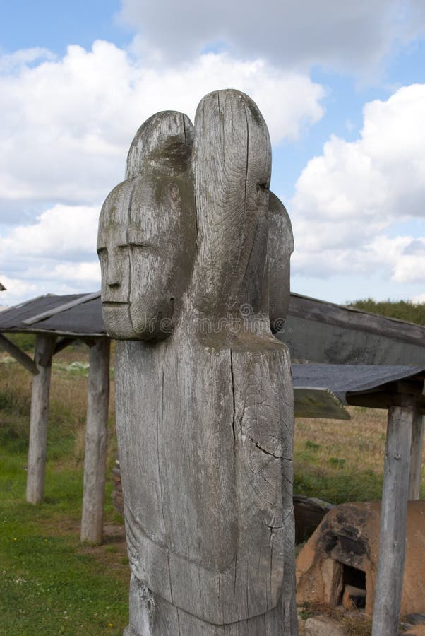 Celtic Totem with Two Faces Stock Image - Image of historical, face ...