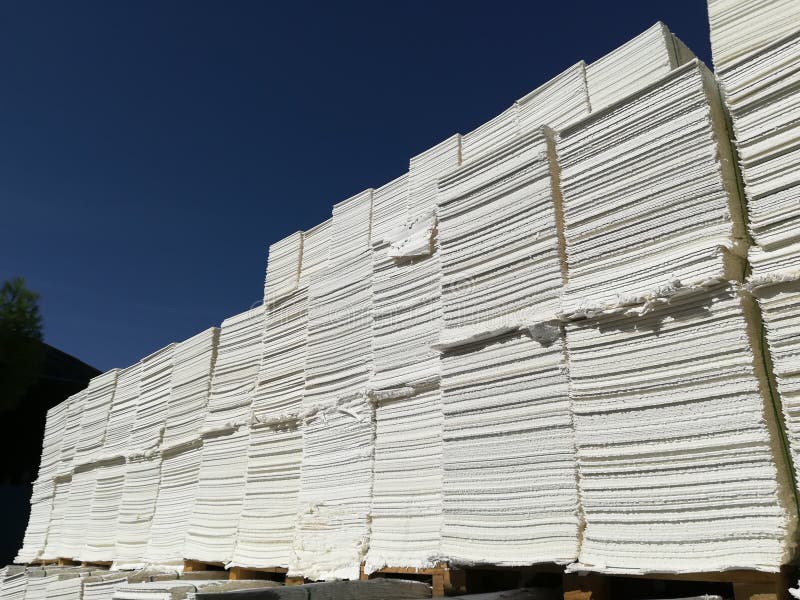 Celulosa Para La Industria De Papel, Papel Crudo Foto de archivo ...