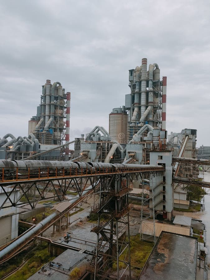 Cement plent stock image. Image of gemilang, plent, cemindo - 264905057