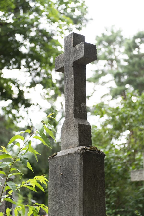 Cementerio Tradicional De Polaco Fotografía editorial - Imagen de ... Cementerio Tradicional De Polaco Fotografía editorial - Imagen de ...