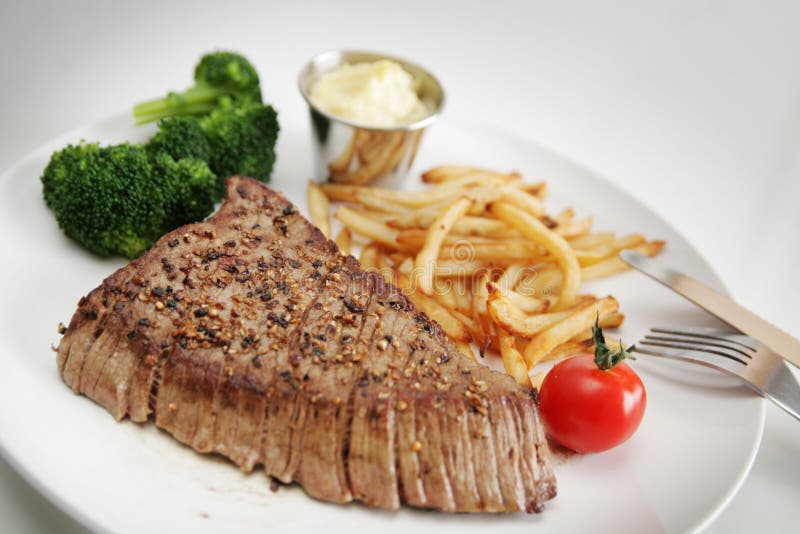 Cena del filete imagen de archivo. Imagen de comedor - 13105933