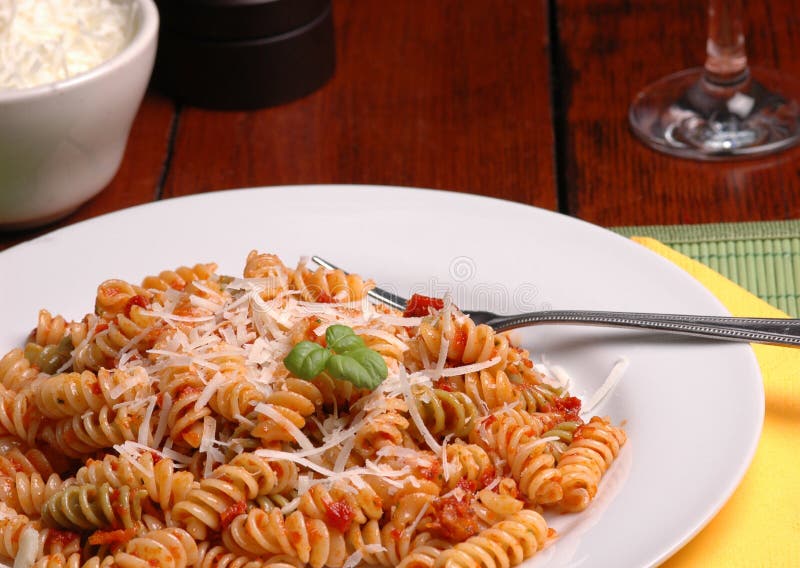 Almuerzo italiano imagen de archivo. Imagen de almuerzo - 524431