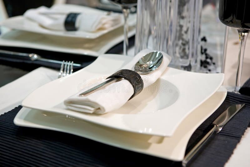 Cena lujosa imagen de archivo. Imagen de lujosa, cena - 6941683