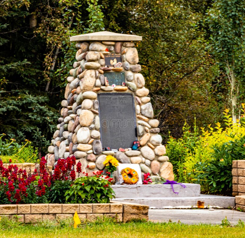 Cenotaph and Cemetary Memorial Sundre Alberta Canada Editorial Stock ...