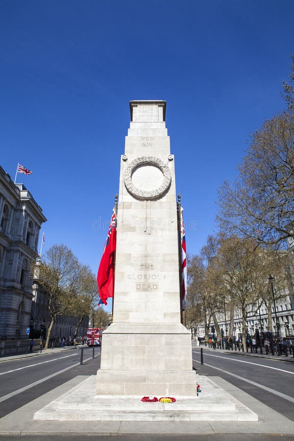 The Cenotaph in London stock photo. Image of forces, city - 40711440