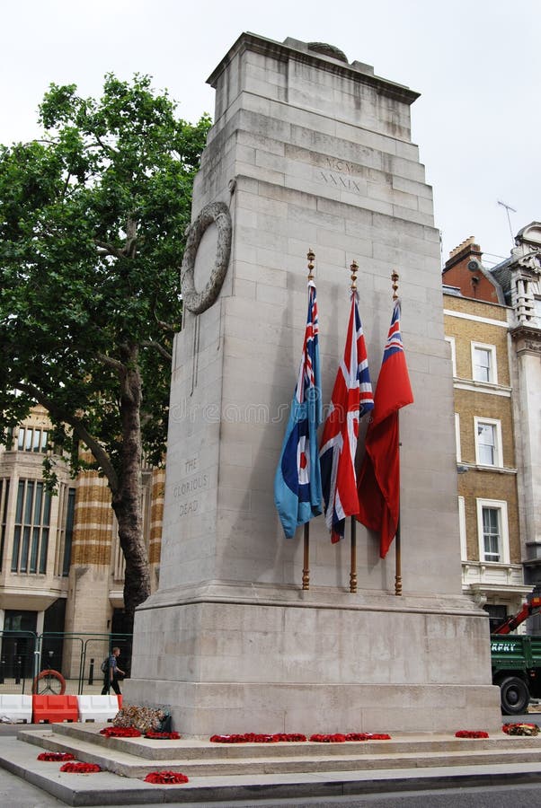 Cenotaph War Memorial editorial image. Image of whitehall - 71288045
